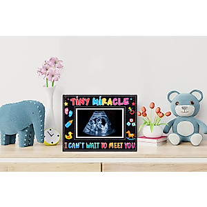 PETCEE Mothers Day Gifts for Mom Grandma Women First Mothers Day Picture Frames for Mom and Baby Grandma and Me First Mothers Day Photo Frames for New Baby Mom to be Newborn Parents Nursery Decor