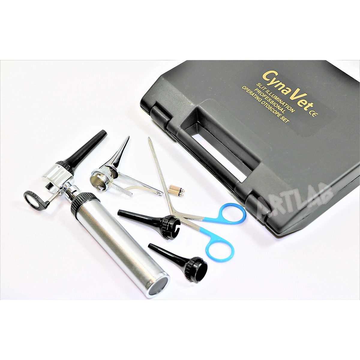 Artlab -Veterinary Operating Otoscope with Reusable Ear Speculas-Alligator Forceps and 2 Replacement Bulbs - Perfect for Home and Professional Use (Carrying Hard Case)