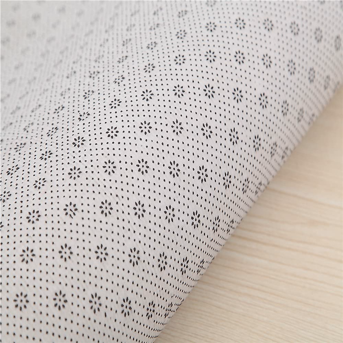 gdmgdr Soft Oval Nursery Rug for Girls Room Bedroom Oval Home Decor, 2.6' X 5.3', Purple