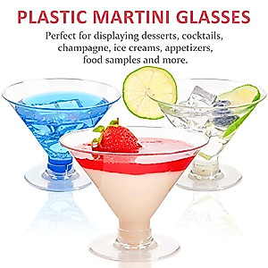 Zezzxu 40 Pack Plastic Martini Glasses - 5 oz Disposable Dessert Cups with Spoons Reusable Cocktail Glasses for Party Champagne, Parfait, Ice Cream, Pudding and Trifle