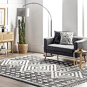 nuLOOM Saveah High Low Soft Shaggy Moroccan Diamond Tassel Area Rug, 4x6, Grey