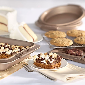 Anolon Advanced Nonstick Bakeware Set / Baking Pans with Grips - 5 Piece, Brown