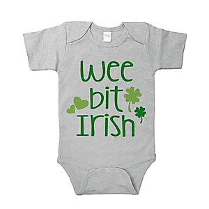 7 ate 9 Apparel Baby's Wee Bit Irish St. Patricks Day Onepiece 0-3 Months Green
