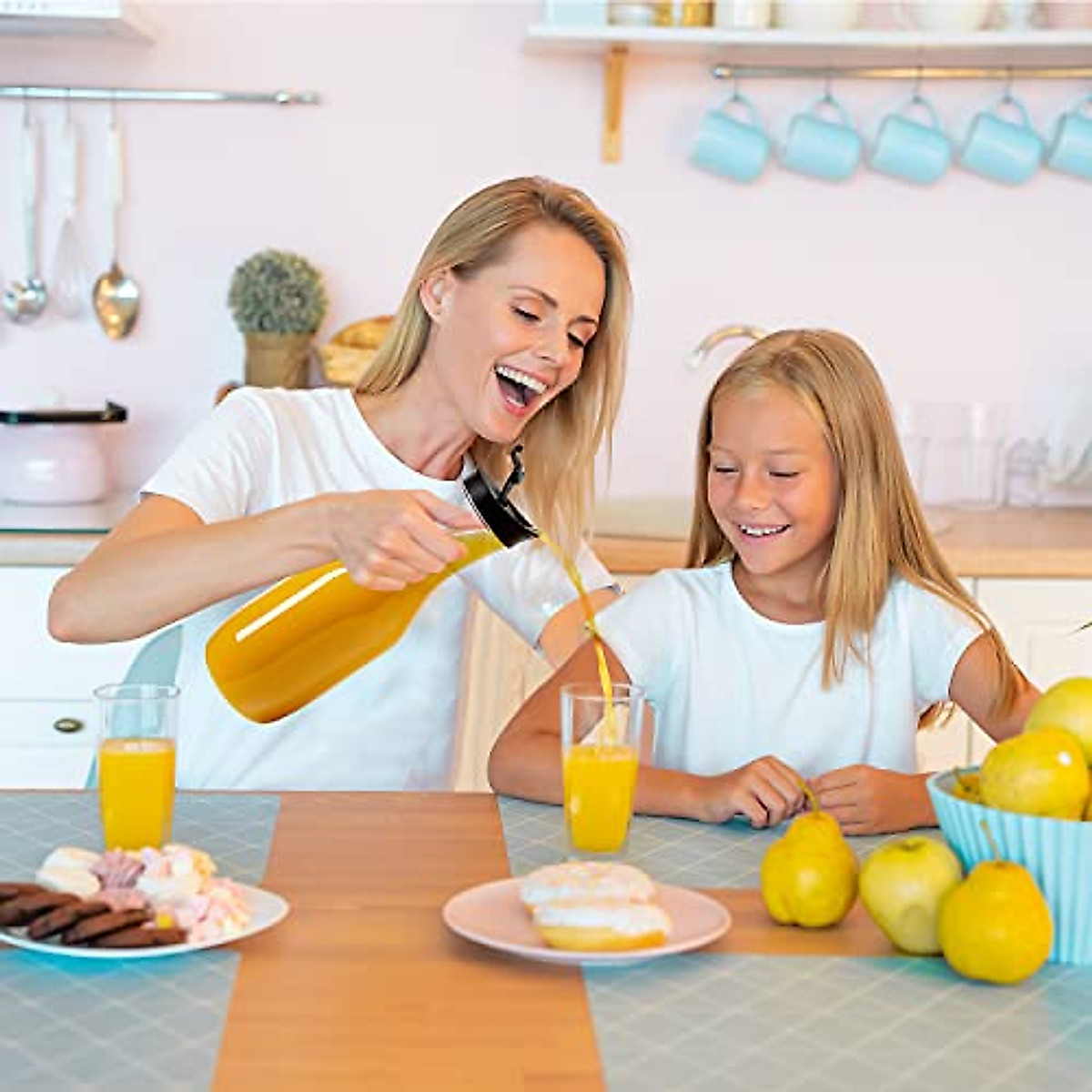 Umien 50 Oz Water Carafe with Flip Top Lid set of 2, Clear Plastic Pitcher for Milk, Iced Tea Beverage, Cold Brew and Mimosa Bar. Drink Containers for Fridge - BPA-Free (Wide Round)