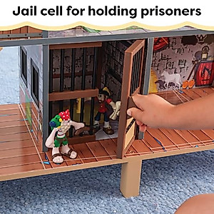 KidKraft Pirate's Cove Wooden Ship Play Set with Lights and Sounds, Pirates and 17-Piece Accessories, Gift for Ages 3+