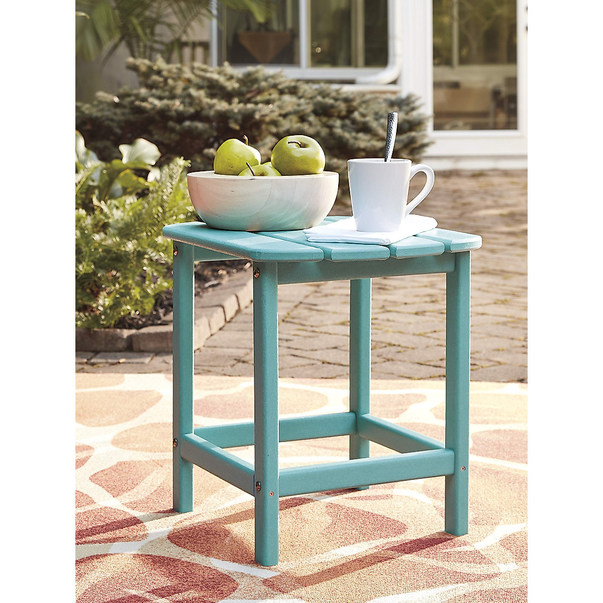 Signature Design by Ashley Sundown Treasure Outdoor Patio HDPE Weather Resistant End Table, Blue
