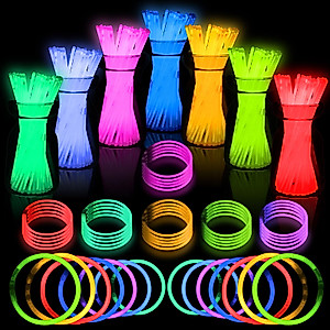 JICUICUI Ultra Christmas Bright Glow Sticks - 500 Party Pack with Connectors for Christmas, Neon Birthday and Holidays - Multicolor 8" Glow Sticks Necklaces Bulk