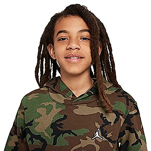 Jordan Boy's Essentials Camo Pullover (Big Kids) Camo XL (20 Big Kid)