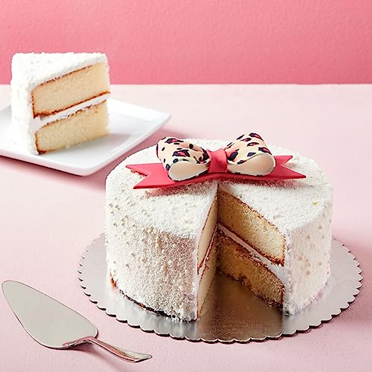 12 Pack 10 Inch Cake Board Base, Cardboard Scalloped Platters for Bakeries, Desserts (Silver)