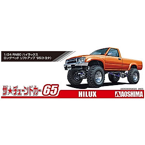 Aoshima Toyota RN80 Hilux Long Bed Liftup ’95 1:24 Scale Model Kit
