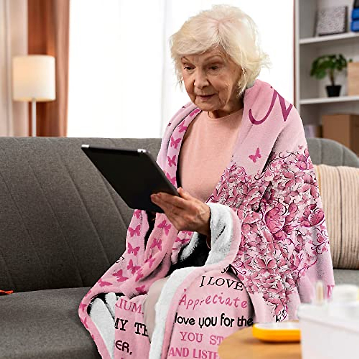 Quilazy Mothers Day Mom Gifts Blanket, Gifts for Mom from Daughter, Birthday Gifts for Mom, Mom Birthday Gifts, Great Mother Gifts, Best Mom Ever Gifts, Gift for Mom Mommy Throw Blanket 60" x 50"