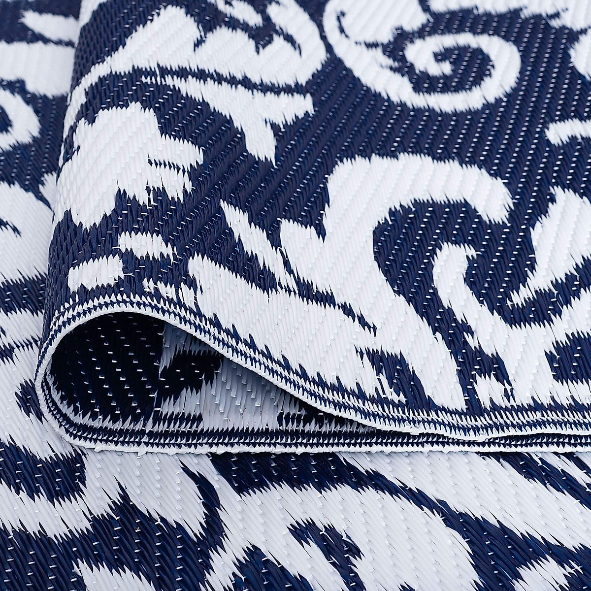 Reversible Plastic Straw, Water Resistant Outdoor Rug 9x12 for Patio, Deck, Porch, Camping, RV | Fade Resistant Outside Area Rugs for Patios | Size 8'10'' x 11'10''