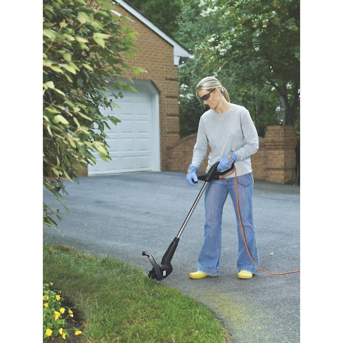 BLACK+DECKER Electric Trimmer/Edger, Corded, 3.5 amp, 12-Inch (ST4500)