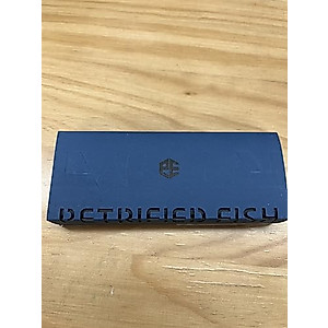 Petrified fish PFP03 Victor,3.58" K110 Satin Blade,140g Micarta Handel Flipper Liner lock Folding knife (Blue Satin)