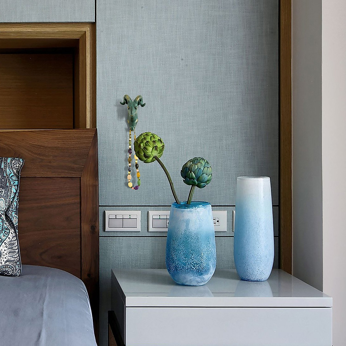 HERNGEE Sheep Head Single Wall Hook / Hanger Animal Shaped Coat Hat Hook Heavy Duty, Rustic, Decorative Gift , Rustic Bronze Color