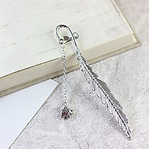 iayokocc Creative Metal Feather Bookmark, Classical Bookmarks with Pendant for Women, Kids, Teens Girls, Readers and Book Lovers.(Stars and Moon)