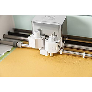 Cricut Premium Fine-Point Replacement Blade, Cutting Blade with Improved Design, Cuts Light to Mid-Weight Materials, For Personalized Crafts, Compatible with Cricut Maker & Explore Machines, 1 Count