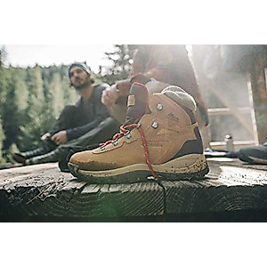 Columbia Women's Newton Ridge Plus Waterproof Amped, Elk/Mountain Red, 8.5 M US