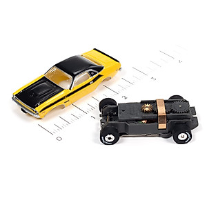 Auto World Thunderjet Mr. Norm's Grand Spaulding Dodge - 1970 Dodge Challenger T/A (Yellow) HO Scale Slot Car
