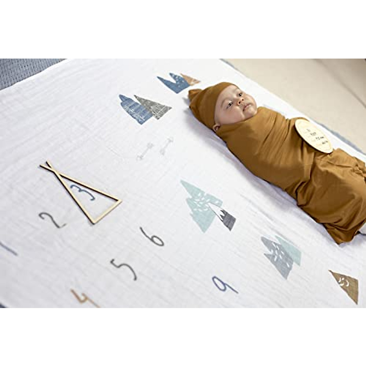 Organic Baby Monthly Milestone Blanket Newborn Boy Girl Unisex Neutral| Boho Mountain Nursery Baby Month Picture Blanket| Baby Growth Photography Background Prop| Markers Wood Birth Announcement Card