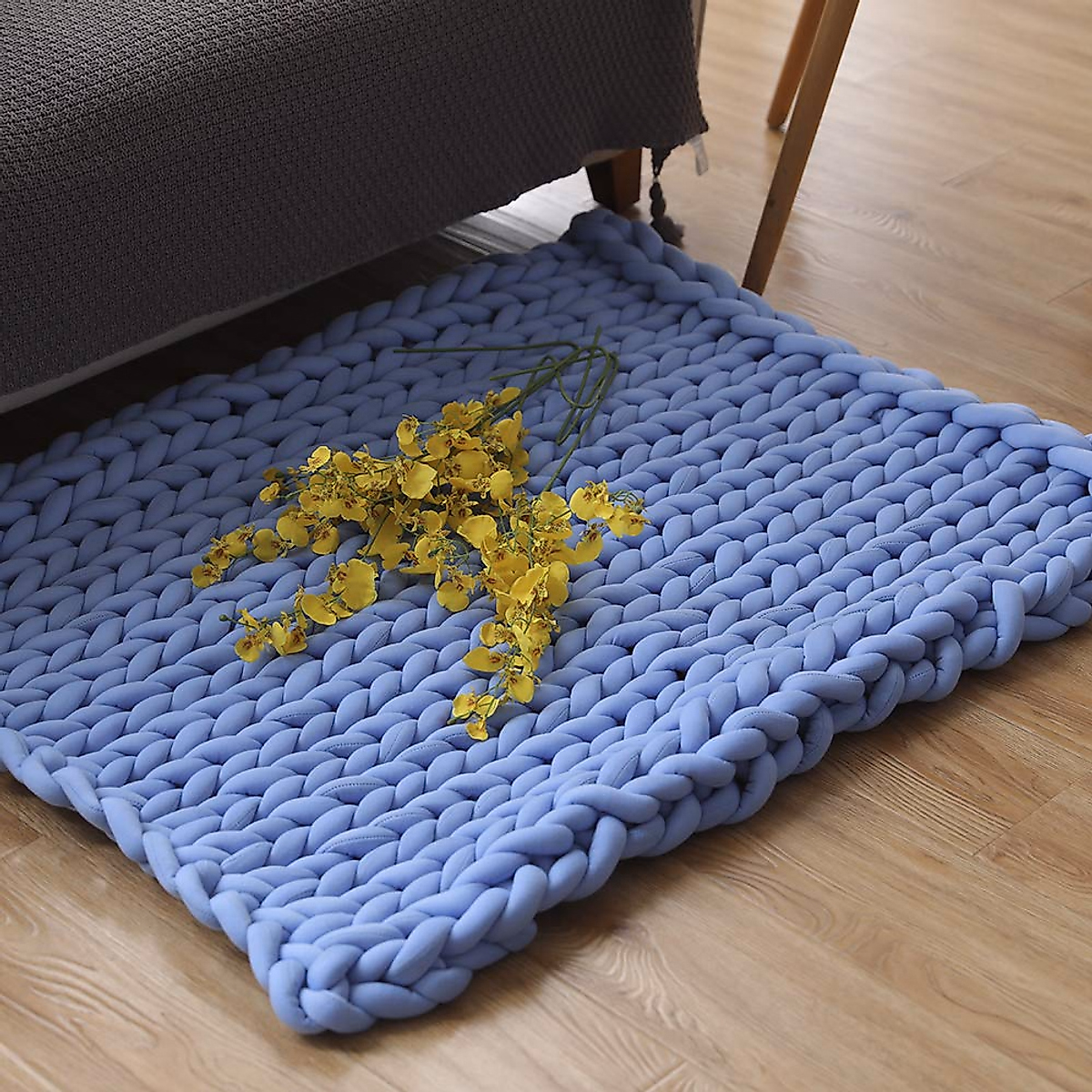 clootess Arm Knitting Yarn Chunky Braid Cotton Yarn for Handmade DIY Throw Blanket Pet Bed,Machine Washable Blue 8 lbs