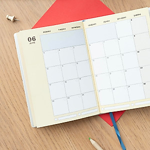 Grupo Erik Harry Potter Diary 2024 | 17 Months Diary Week To View A6 | August 2023 - December 2024 | Mid Year Diary 2023-2024 | 2024 Weekly Planner | Harry Potter Gifts
