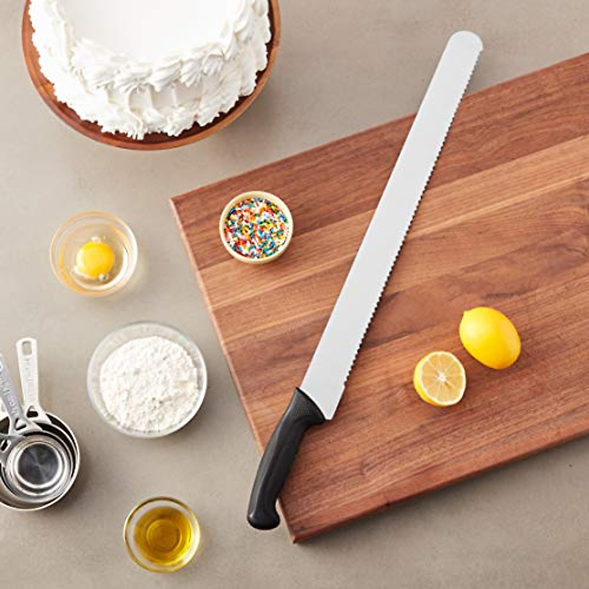 Mercer Culinary M23114 Millennia Black Handle, 18-Inch Wavy Edge, Cake Slicer