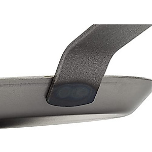 Matfer Bourgeat Black Carbon Steel Crepe Pan, 8 5/8"