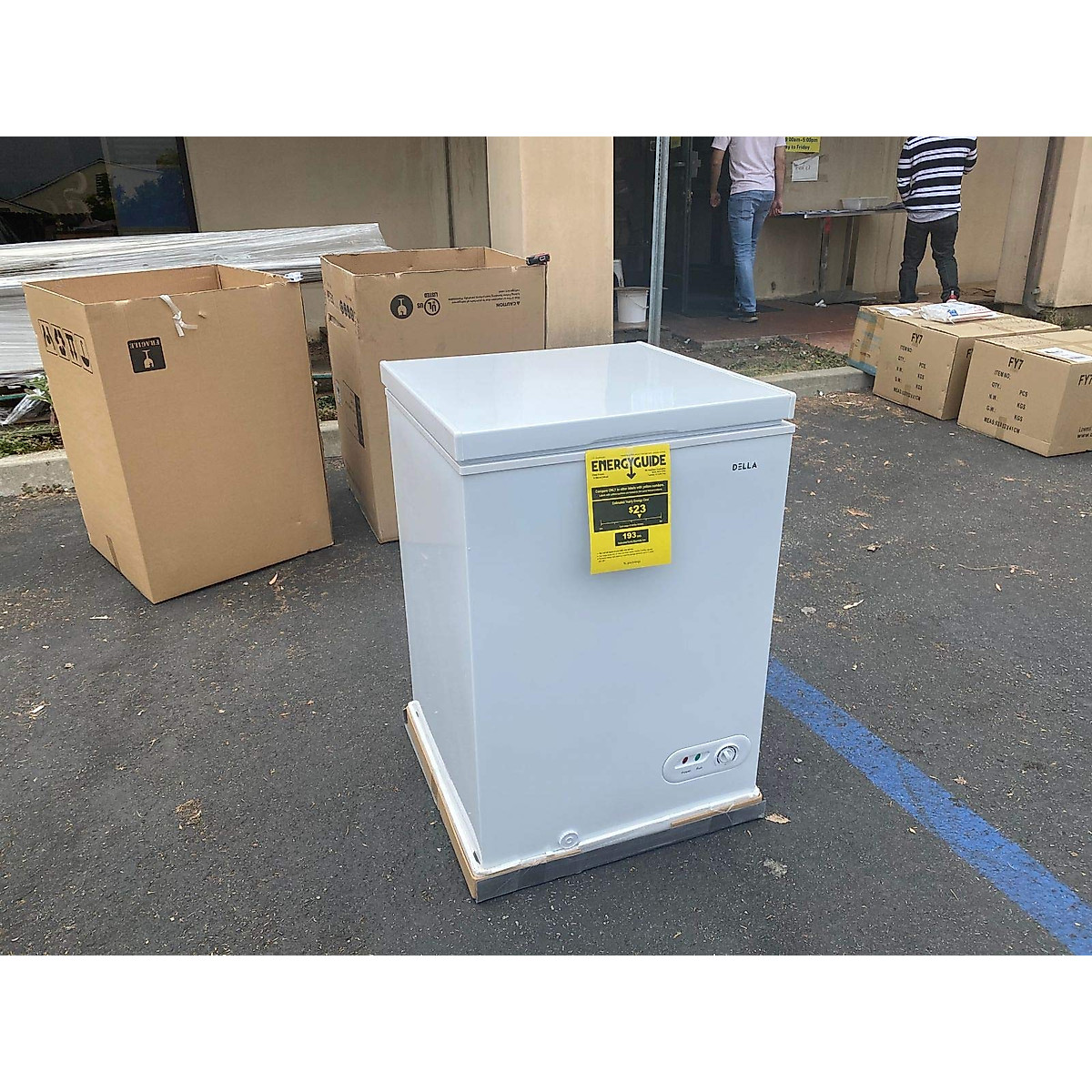 Commercial Freezer Chest freezer 3.5 CuFt 22" NSF Restaurant White Solid Flat Top w/Storage Baskets