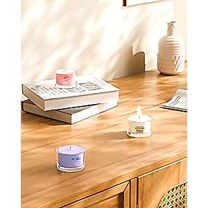 Fresh Linen Scented Candles by TRINIDa, Clean Linen Hand-Poured Soy Candles Gifts for Women, Hand-Poured Soy White Candles with Artist's Hand-Illustrated