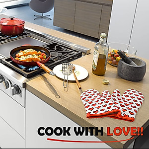 Heat Resistant Oven Mitts - Quilted Kitchen Gloves - Red Heart Design Pattern