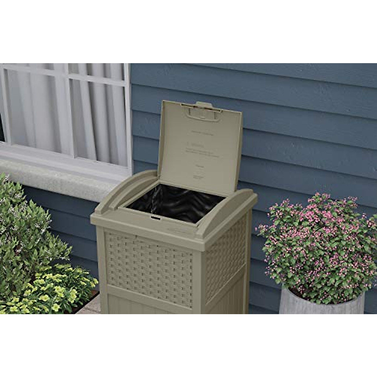 Suncast 33 Gal Hideaway Trash Can for Patio - Resin Outdoor Trash with Lid & 33 Gal Hideaway Can Resin Outdoor Trash with Lid Use in Backyard, Deck, or Patio, 33-Gal, Brown