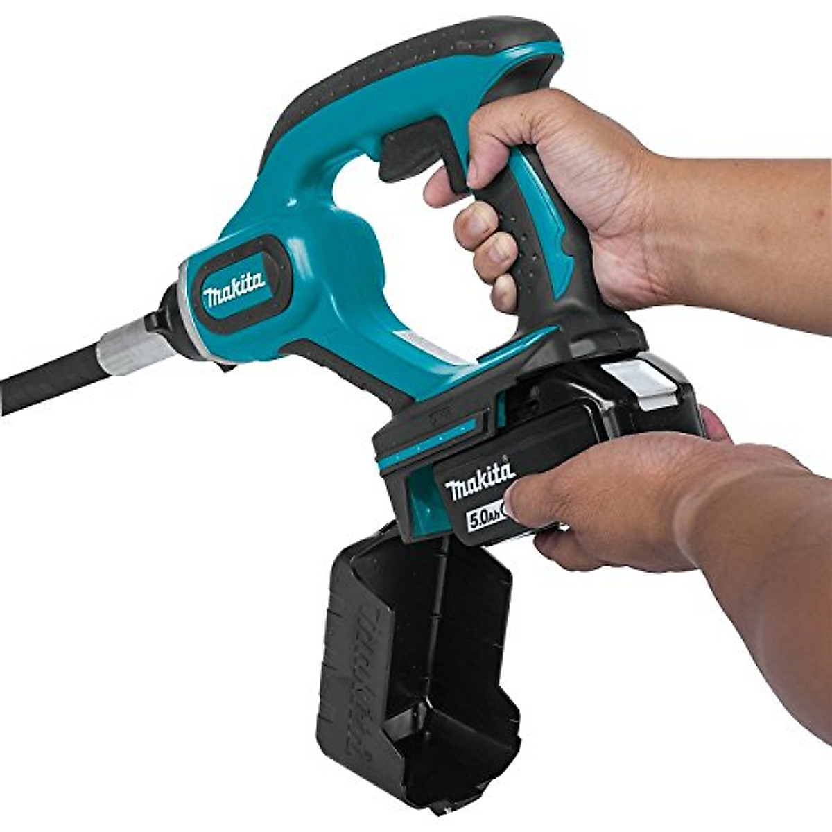 Makita XRV02T 18V LXT® Lithium-Ion Cordless 8' Concrete Vibrator Kit (5.0Ah)