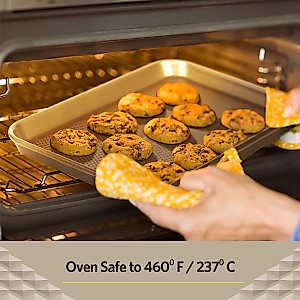 Glad Premium Nonstick Cookie Sheet – Heavy Duty Baking Pan with Raised Diamond Texture, Small, Gold