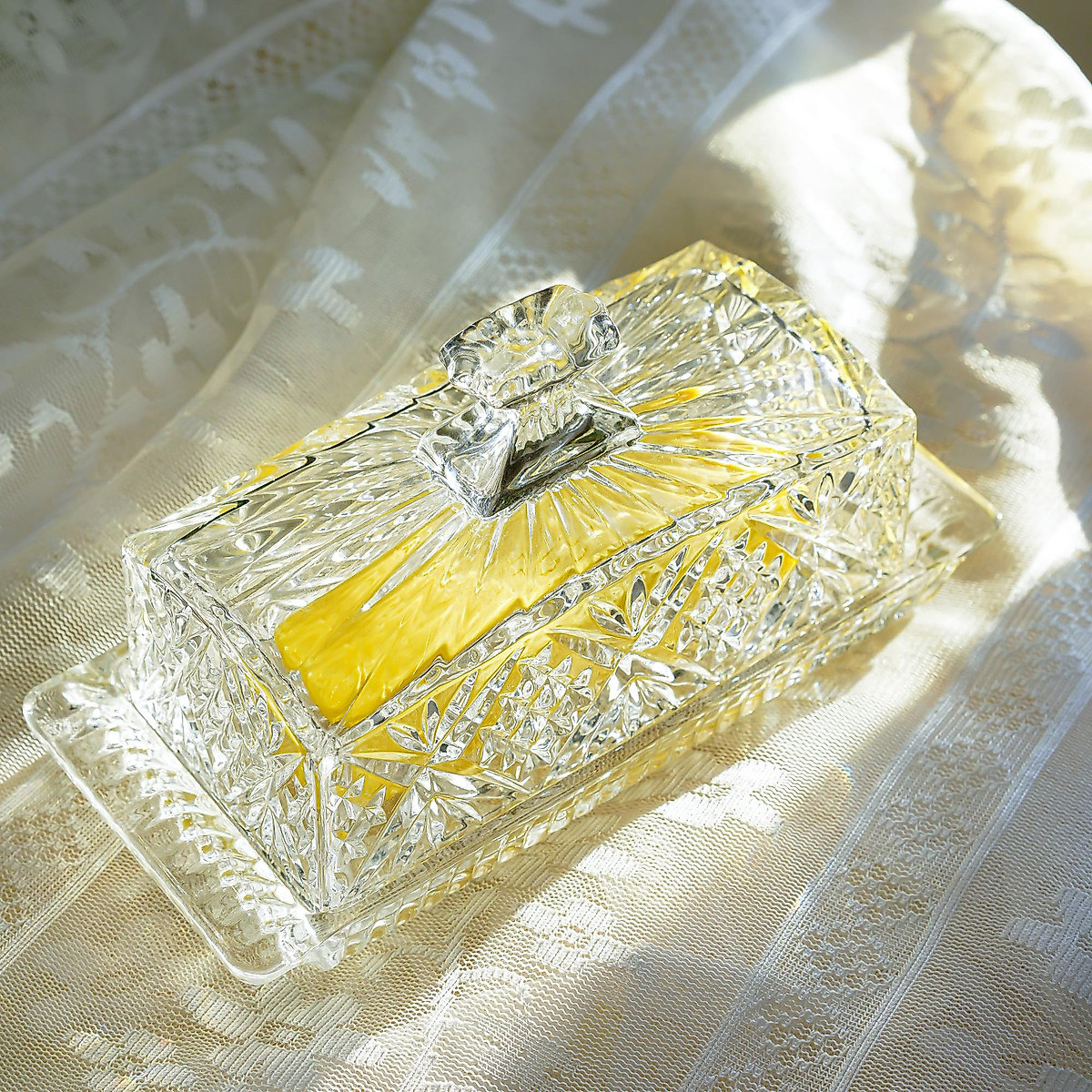 Crystal Covered Butter Dish,8inch Classic Glass 2-Piece Design Butter Keeper with Lid | Butter Holder | Dishwasher Safe