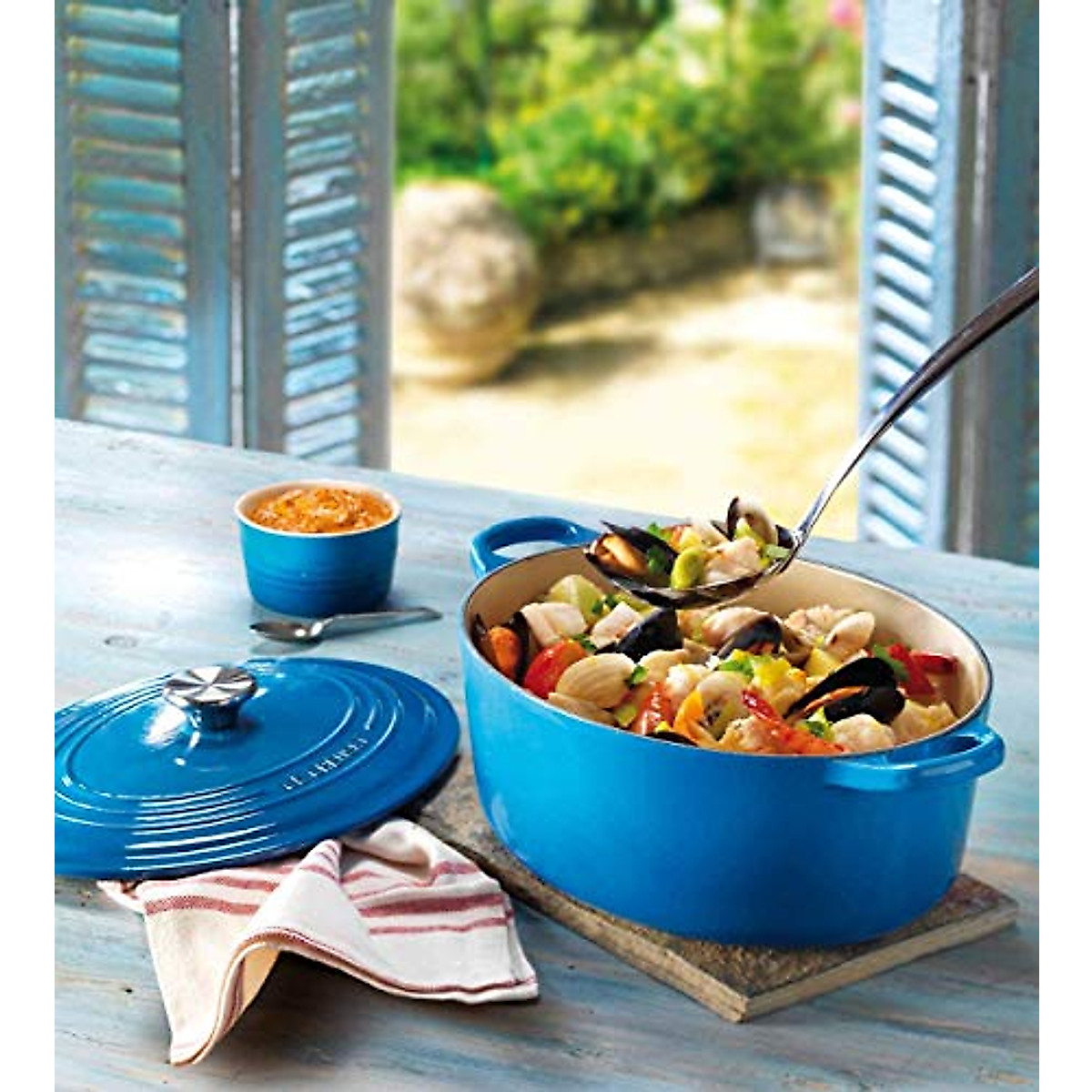 Le Creuset Enameled Dutch Oven Cast Iron Signature Oval Casserole, 31cm, 6.75 Qt, Marseille