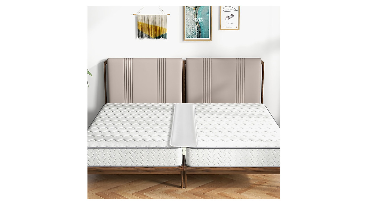 KOMFOTT Bed Bridge: Convert Twin to King Seamlessly