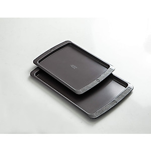 SAVEUR SELECTS Set of 2 Rimmed Baking Sheets, 11-Inch by 17-Inch and 9-Inch by 13-Inch, Non-stick, Warp-resistant Carbon Steel, Dishwasher Safe, Artisan Bakeware Series