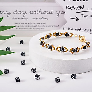 FASHEWELRY 500Pcs Acrylic Cube Letter Beads 5x5x5mm Black Square Letter C Alphabet Beads for DIY Bracelet Necklace Jewelry Making