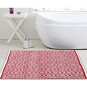 Ramanta Home 100% Cotton Diamond Rug 21x34 Hand Woven Reversible Washable Rug - Red,Farmhouse Bathroom Rugs,Entry Rugs,Rugs for Living Room,Rag Rug,Kitchen Rug Cotton,Machine Washable Rug,Woven Rug