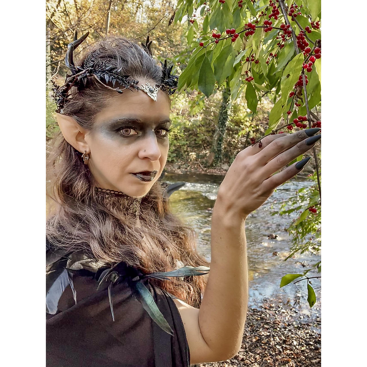 MOSTORY Gothic Black Antler Crown - Dark Elf Headpiece Forest Fairy Headband Fae Deer Horns Circlet for Women Renaissance Renfaire Cosplay Goth Wedding Halloween