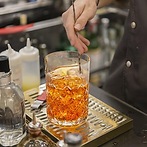 Tebery Seamless Crystal Cocktail Mixing Glass for Stirring Drinks, 16Oz Thick Bottom Bar Mixing Pitcher, Stirring Glass Drink Maker for Bar, Bartenders