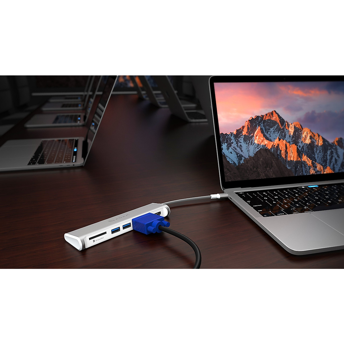 ADAM elements 5-in-1 USB C Hub - 4K USB C to HDMI - SD Card Reader - 2 USB 3.1 Ports - Portable, Durable Aluminum Case