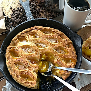 Bayou Classic 7451 10-in and 12-in Cast Iron Skillet Set Features Pour Spouts Perfect For Breakfast Pan Frying Sautéing and Baking