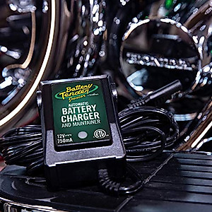 Battery Tender Junior 12V, 750mA Battery Charger and Maintainer