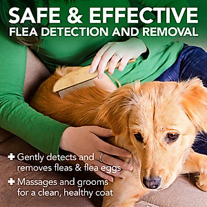 Vet's Best Flea Comb | Real Bamboo with Contour Grip Handle | for Dogs and Cats