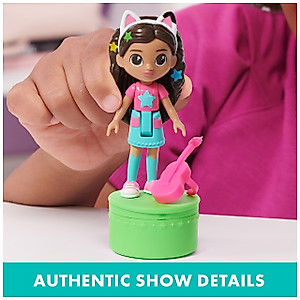 Gabby’s Dollhouse, Dance Party Theme Figure Set with a Gabby Doll, 6 Cat Toy Figures and Accessory Kids Toys for Ages 3 and up!
