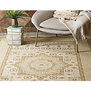 Unique Loom Palace Collection Area Rug - Saray (5' 1" x 8' Rectangle, Cream/ Light Brown)