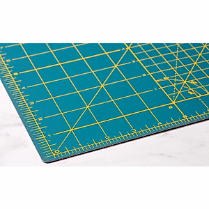 OLFA 18" x 24" Self Healing Rotary Cutting Mat (RM-SG) (Green) & 45mm Quick-Change Rotary Cutter (RTY-2/C) - Rotary Fabric Cutter w/Blade Cover (Aqua)