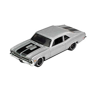 Hot Wheels Retro Entertainment Collection of 1:64 Scale Vehicles from Blockbuster Movies, TV, & Video Games, Iconic Replicas for Play or Display, Gift for Collectors